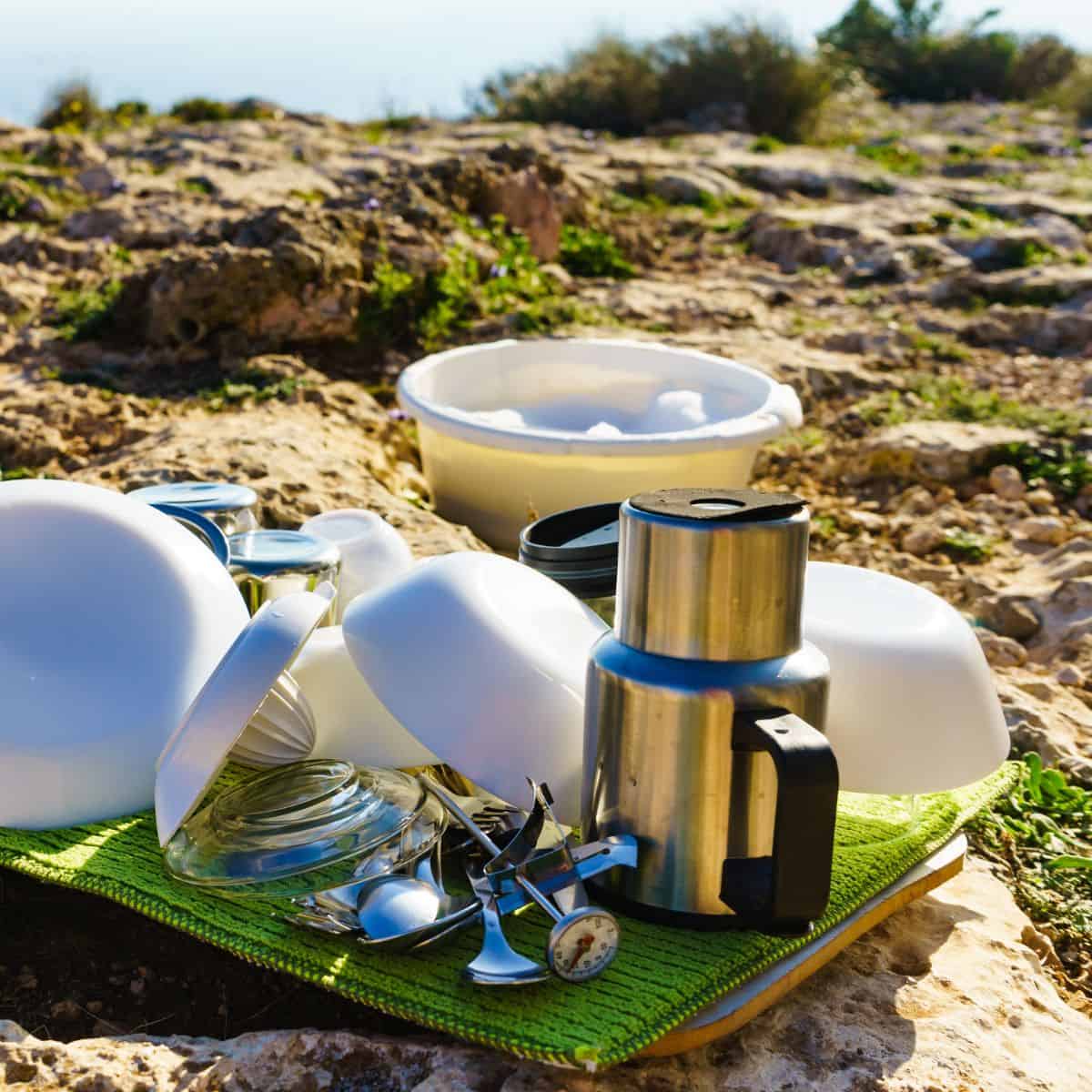 How To Wash Dishes While Camping (Step-By-Step Guide) - Exploring Parks